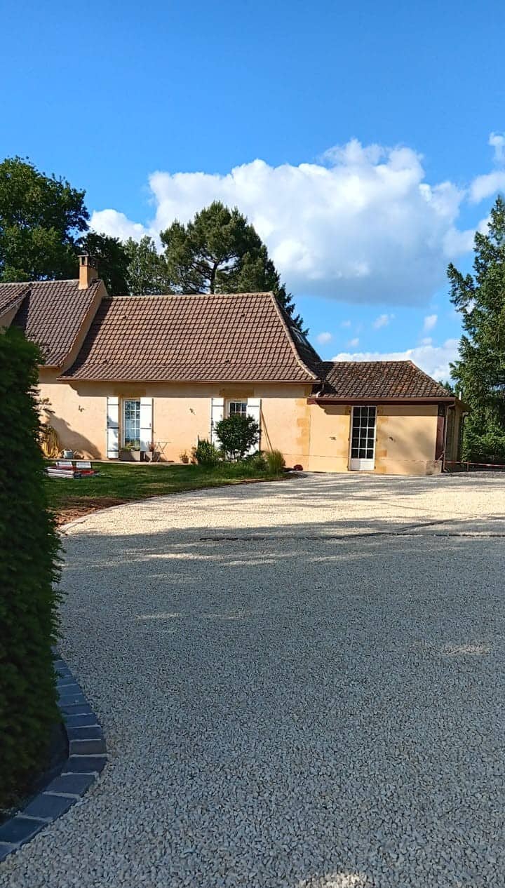 Studio 2 Personnes Avec Piscine - Le Buisson-de-Cadouin