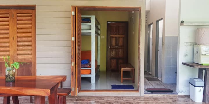 Baan Hinlad Hostel- Near Waterfall - Ko Samui