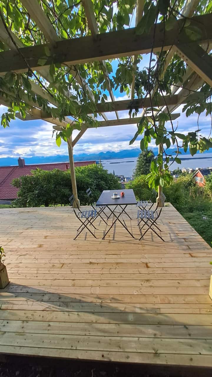 Bo Med Verdens Beste Utsikt! - Molde