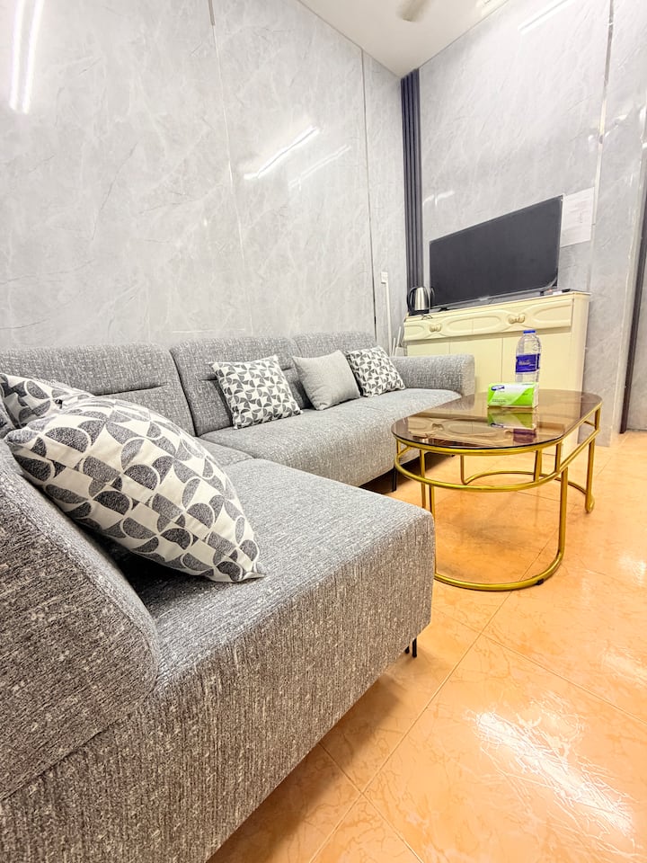 شقة مفروشة في وسط الخوير - Maskat