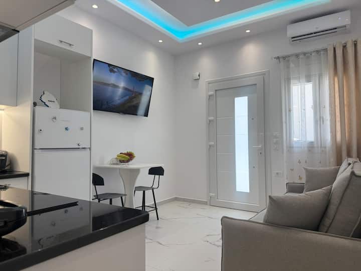 1 Bedroom Apartment In Chora Main Town ~ K&k - Naxos