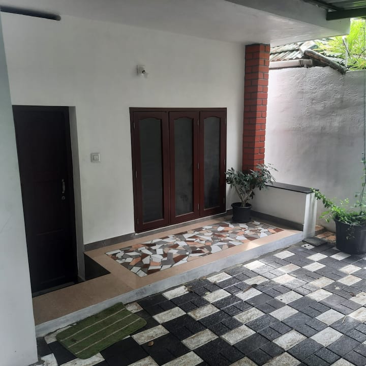 Nest2- Private Safe Independent Villa With Kitchen - 뜨리웬드럼