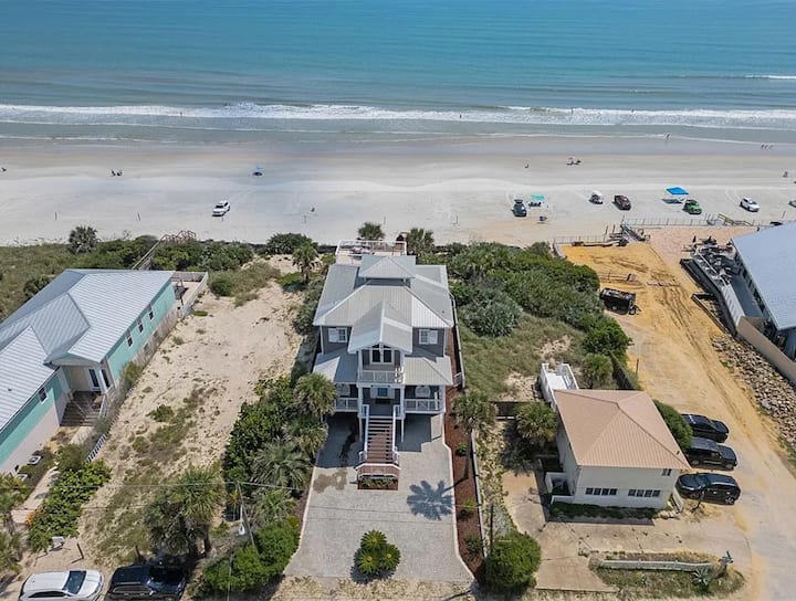 Luxury Beachfront Paradise 4-stories With Elevator - New Smyrna Beach, FL
