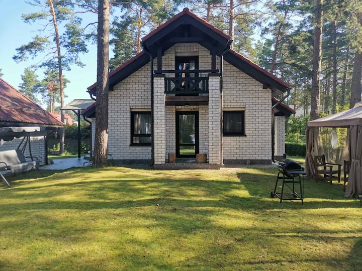 Home In Pine Forest With Sauna - Estonie