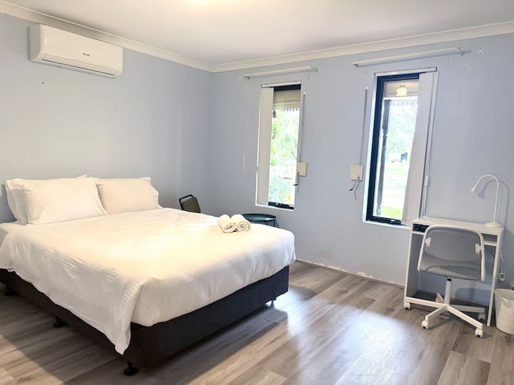 Relaxing Big Room Getaway Rockingham Beach - Rockingham