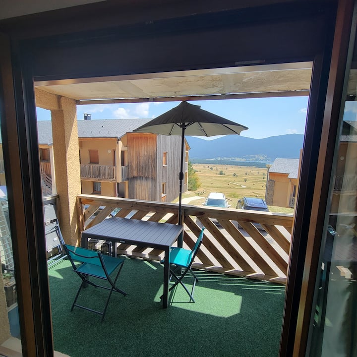 Appartement Dans Une Résidence - Les Angles
