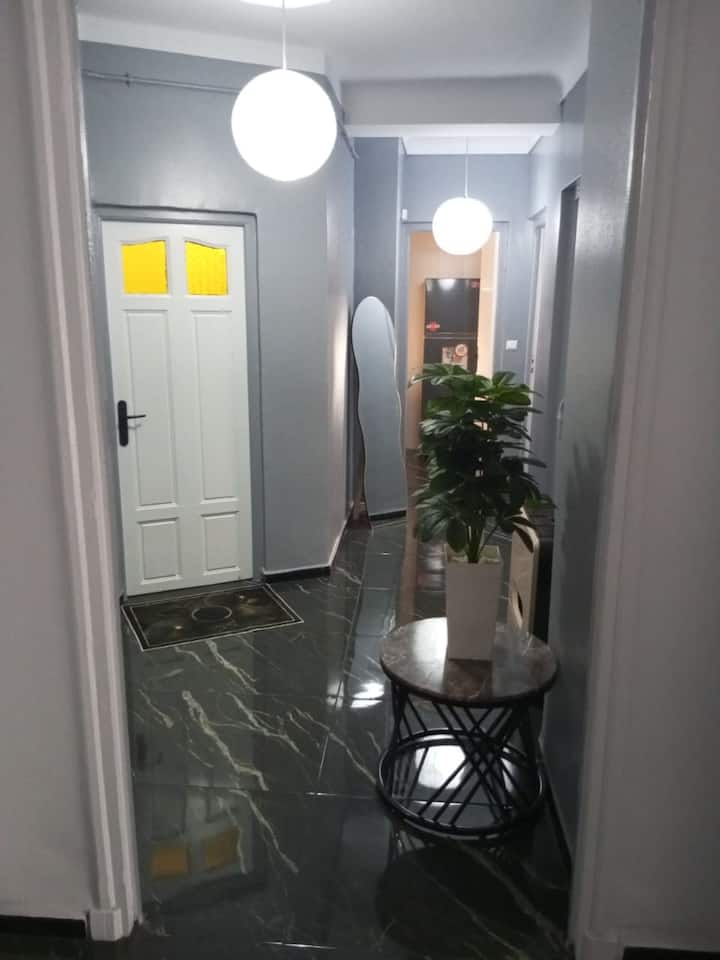 Oran Appartement Paisible T3 - Oran