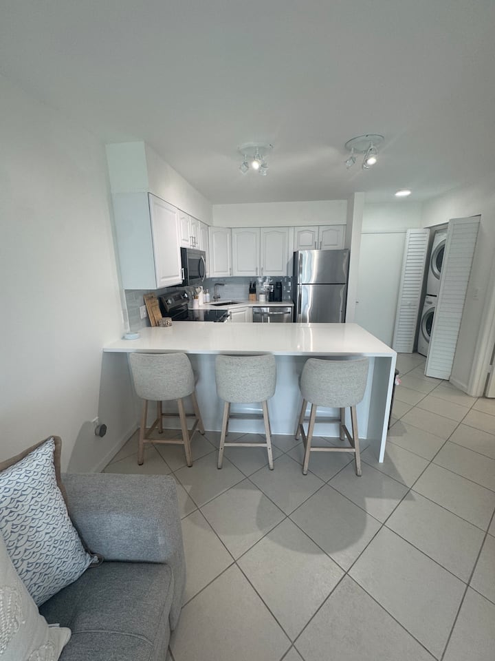 Ocean Village Oasis - Bahamas