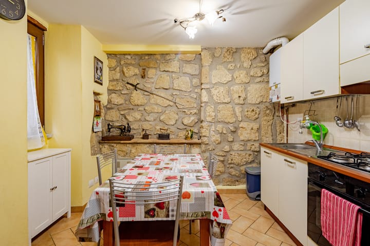 [La Dimora In Pietra] - Centro Storico - 5 Km Lago - Bolsena