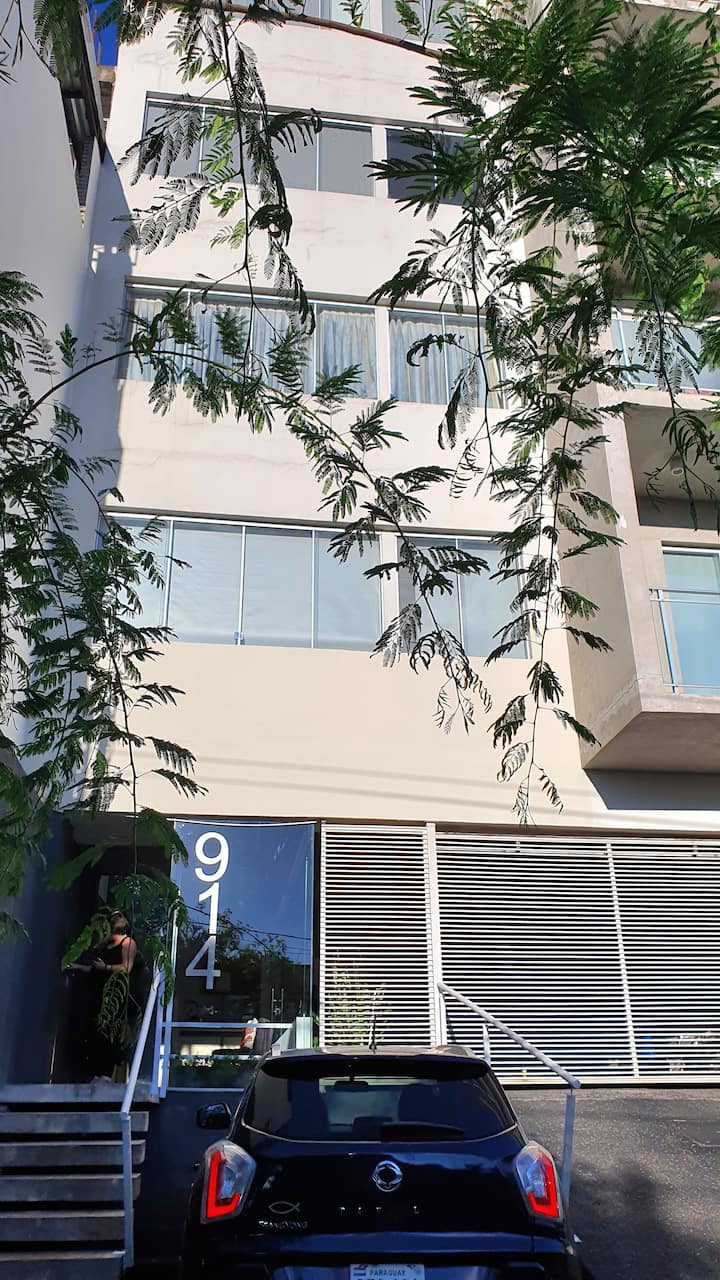 Barrio Jara, Cercano Emb Eeuu, 2 Amb, Balcon, Coch - Asunción