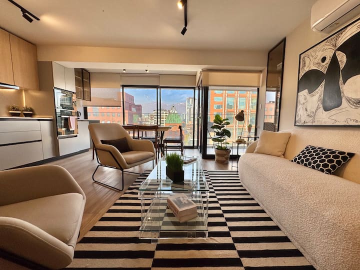 Moderno Depto. 2d/2b En El Corazón De Las Condes - Providencia