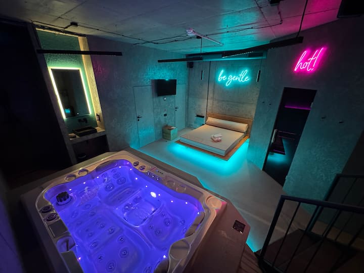 Apartmán S Vířivkou A Saunou Smíchov - Graff - Praga