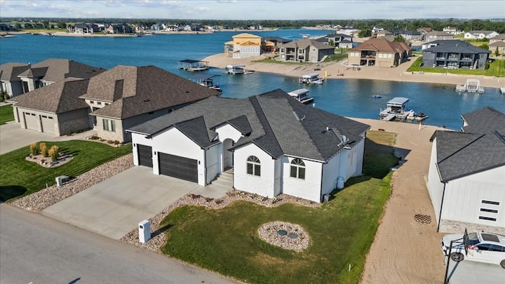 Lakefront Mansion!close To Sac&mahoney State Park! - Platte River State Park, Louisville