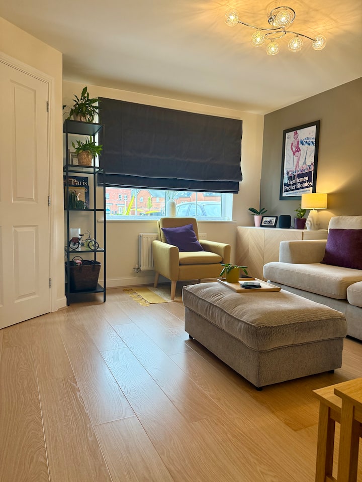Crosby Calm: Modern 1-bed Retreat For Solo Stays - Formby