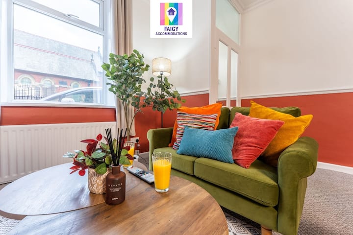 Burnley | Modern | 4 Guests Contractor Long Stays - Burnley