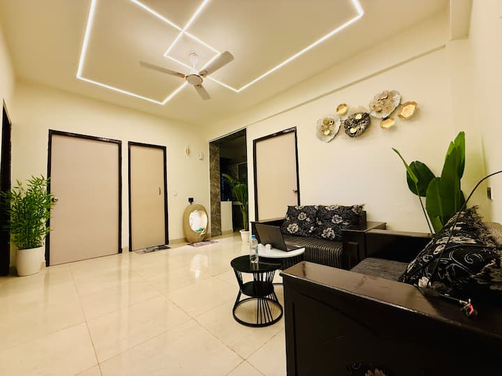 The Aravalli Nest Apt - 파리다밧