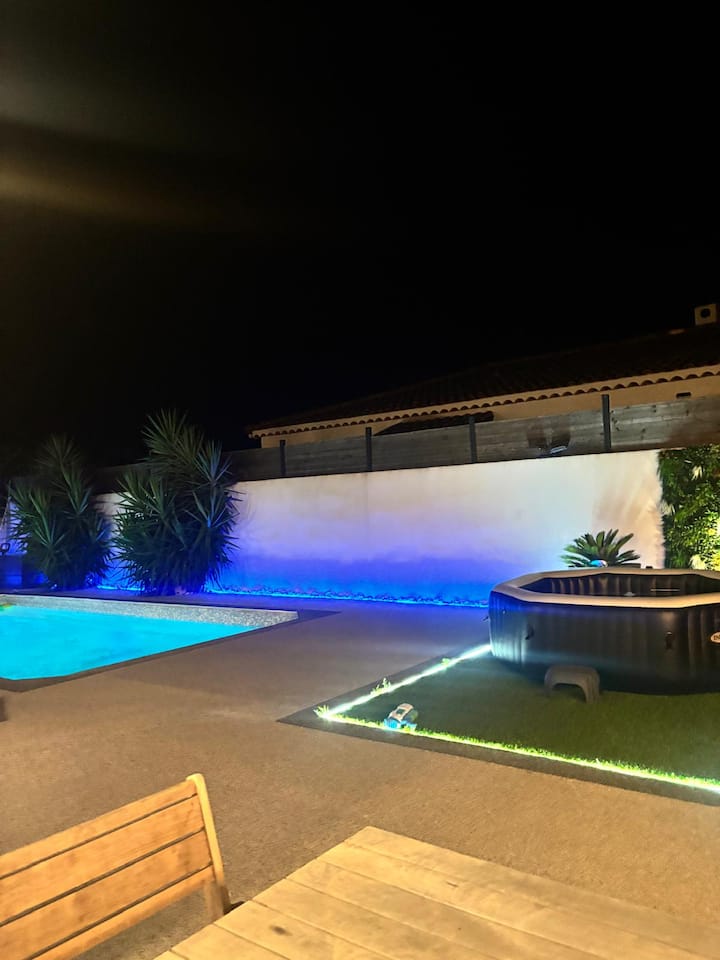 Grande Maison Piscine/jacuzzi - Marseille