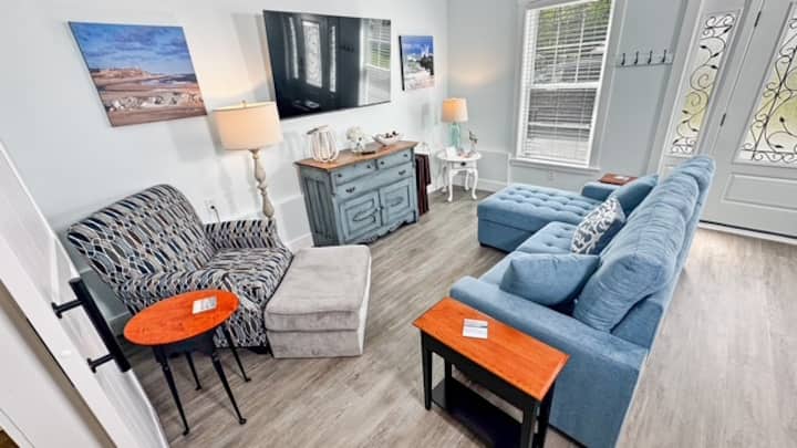 Quiet, Dog Friendly, Fenced Yard, Pool, Lewes - Delaware