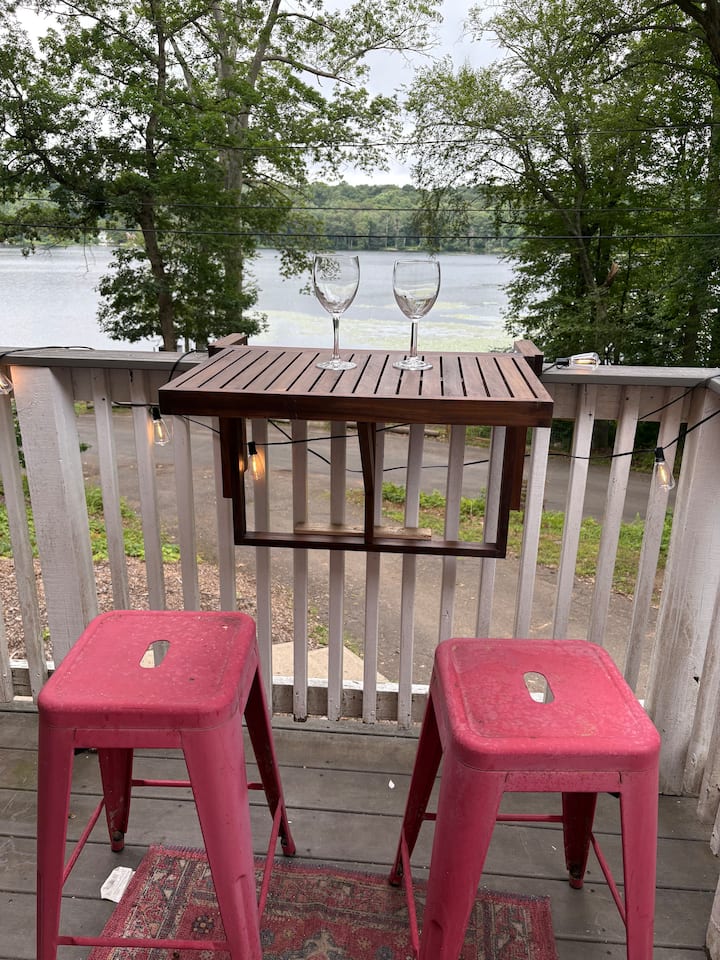 Lakefront Living - Middletown, CT