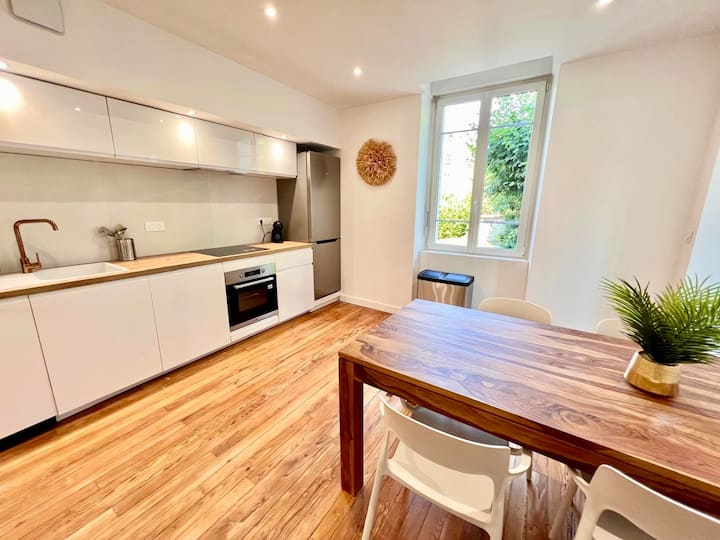 Appartement Avec Charme Et Vue - Lourdes