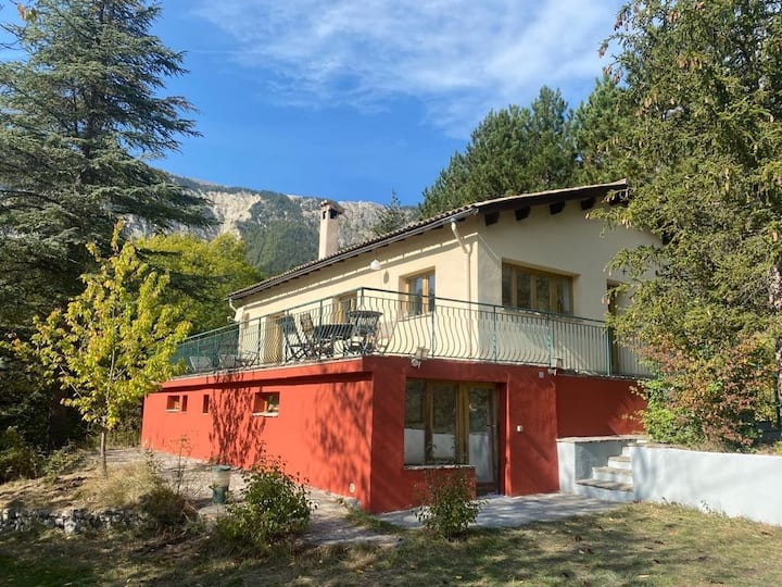 Paradis De Nature, Proche Lac Et Montagne - Annot