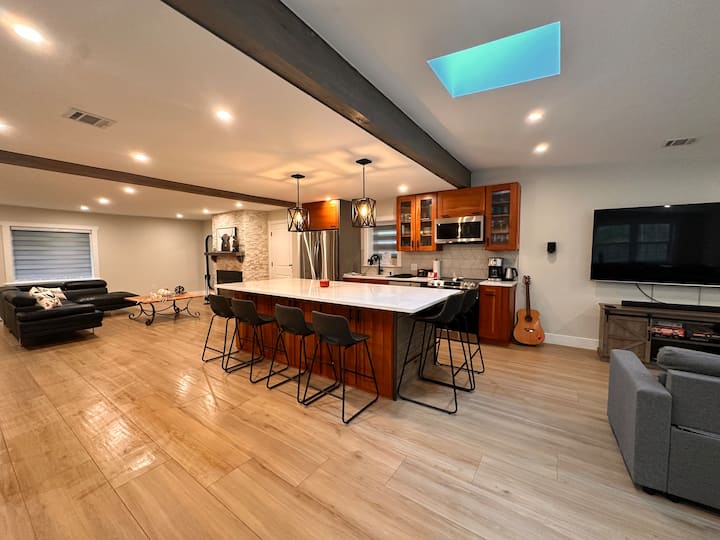 Elegant Winery Woods Getaway Private Pet Friendly - Bloomsbury, NJ