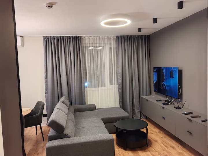 Bansko Alpine Escape Apartment - Bansko