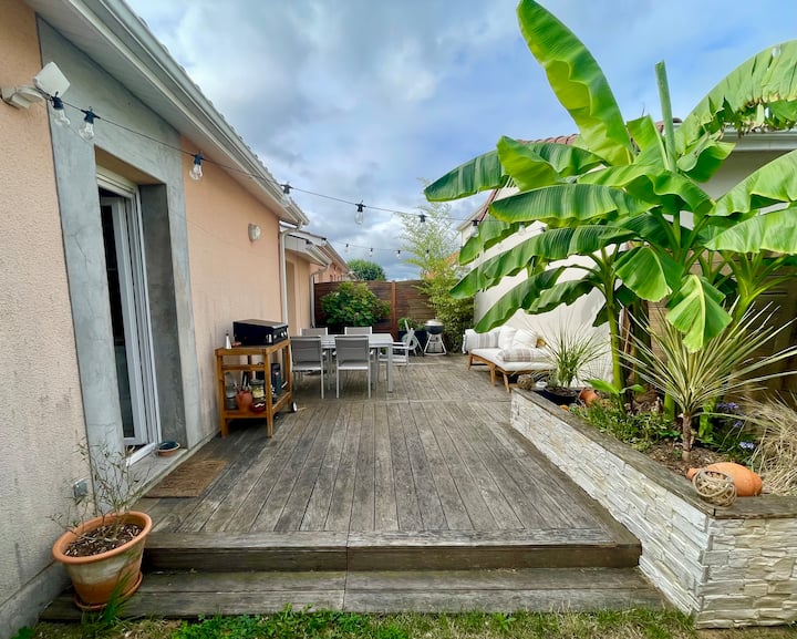 Maison T2 Entre Ville Et Vignes Avec Terrasse - Saint-Médard-en-Jalles