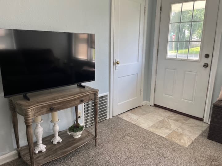 Cozy 1 Br Close To Attractions - Waterloo, IA