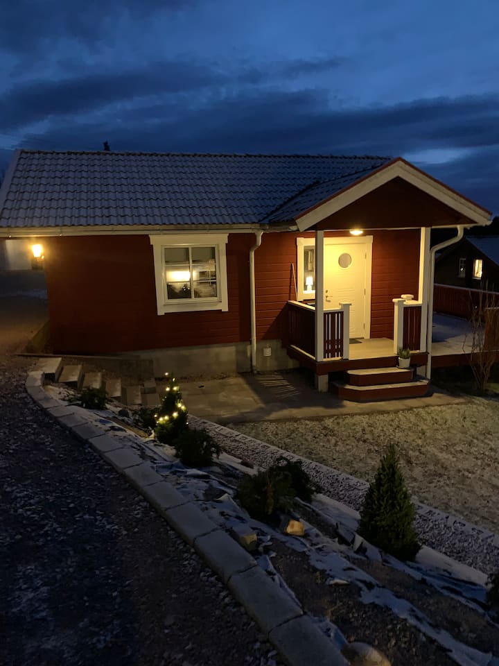 Litet Hus Med Sjöutsikt - Mora