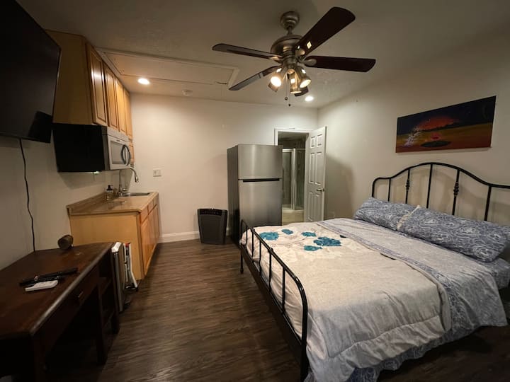 Mama’s Suite - Dunedin, FL