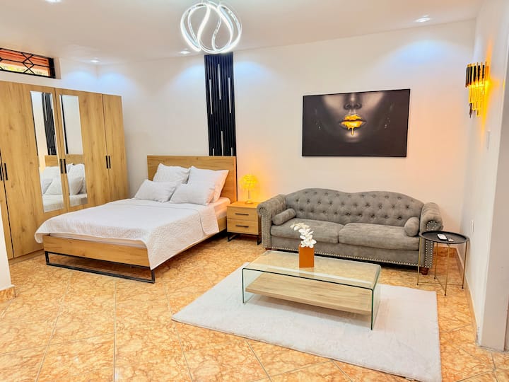 Azona-guesthouse Studio Avec Cuisine Kilwa Lido - Lubumbashi