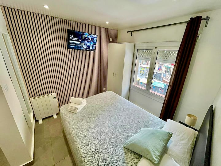 1 Estudio Nuevo Frente Al Metro 8e - L'Hospitalet de Llobregat