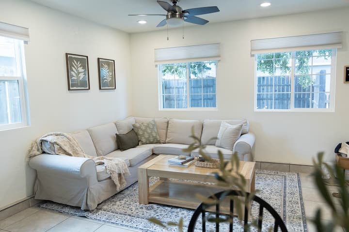 Charming 2 Bedroom Lake Natoma Retreat - Folsom, CA