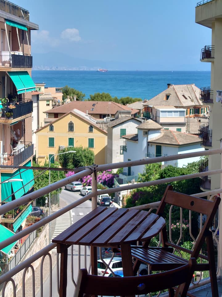 Elegant And Cosy, Central, With Sea View - Arenzano