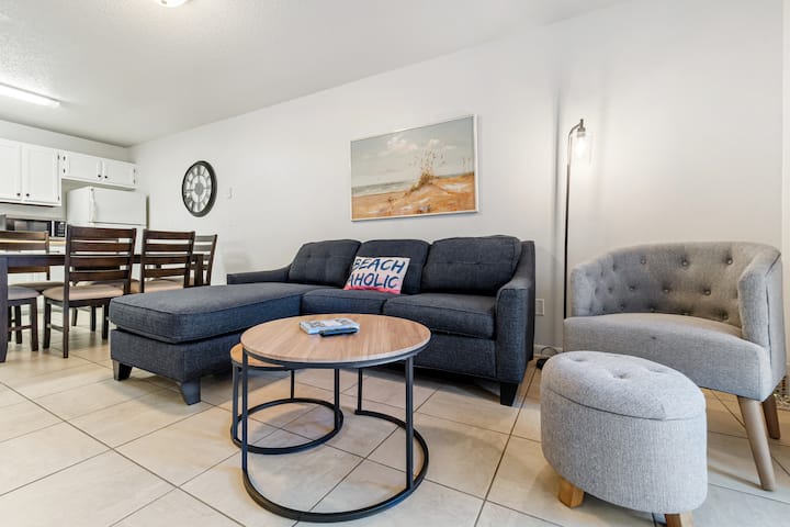 King, Gated Entry, Yard, Patio, Dog Ok, Near Beach - Pensacola Beach, FL