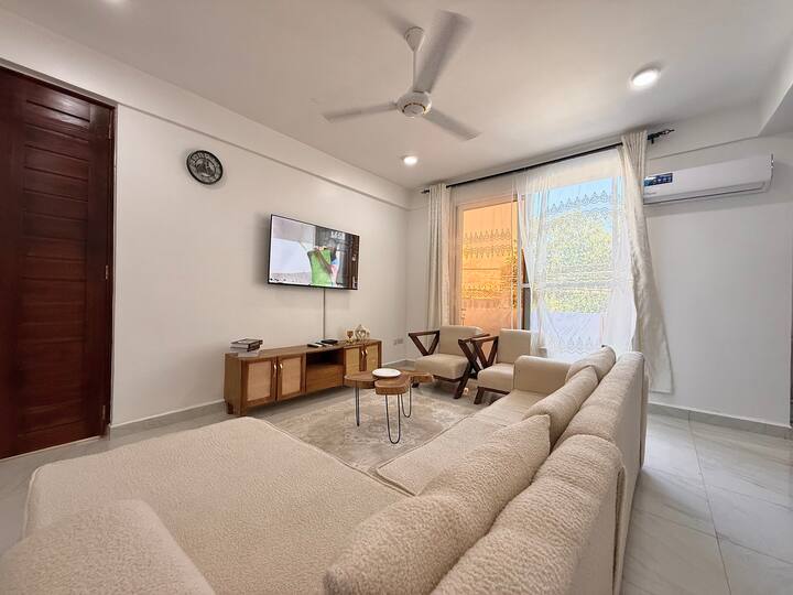 Stylish Apartment In Town • Ac • Wifi • Parking - Zanzibar Archipelago