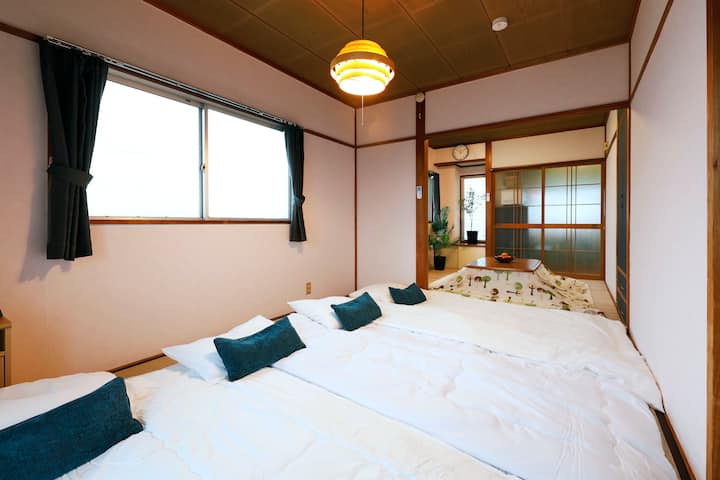 14 Min Walk From Numazu Station, Sleeps Up To 4. - Numazu
