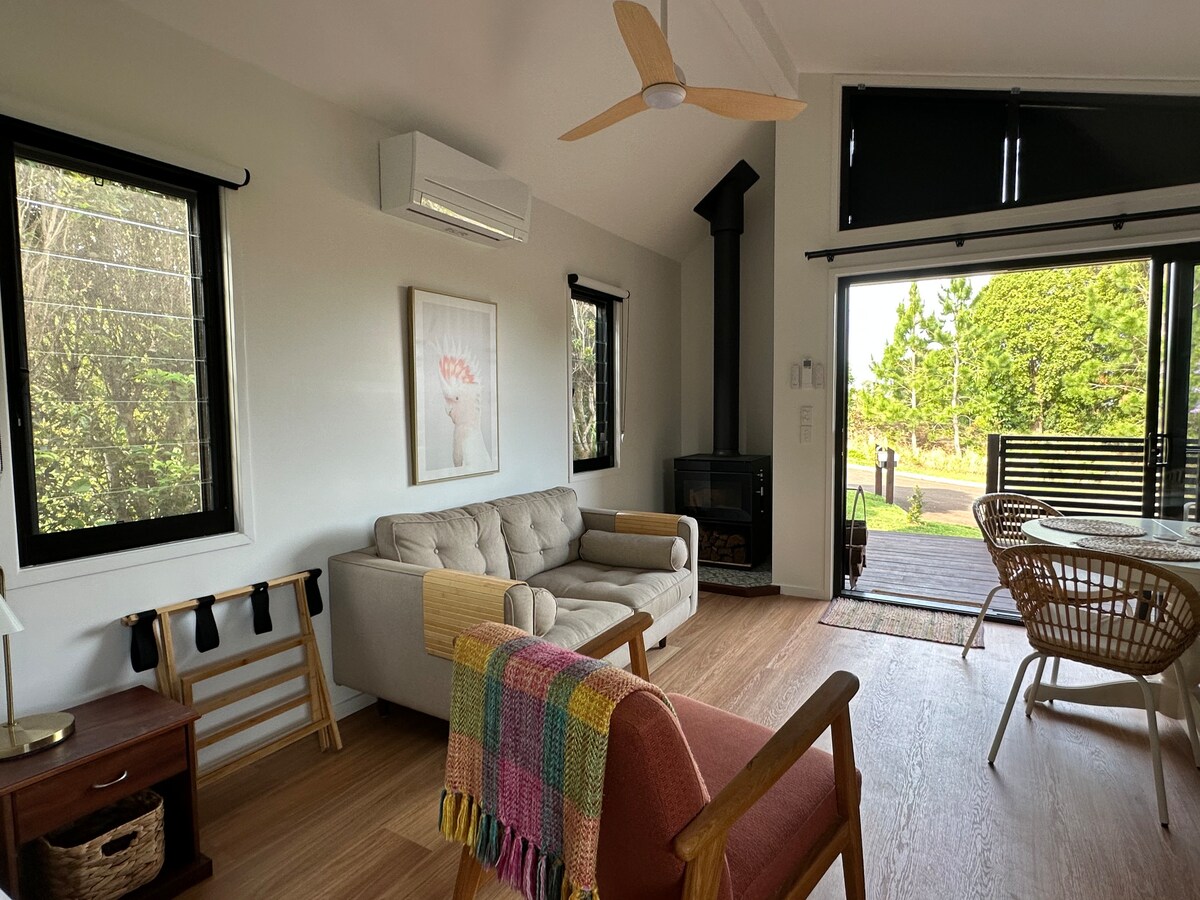 Cockatoo Cottage - 5 min stroll to Montville - Airbnb