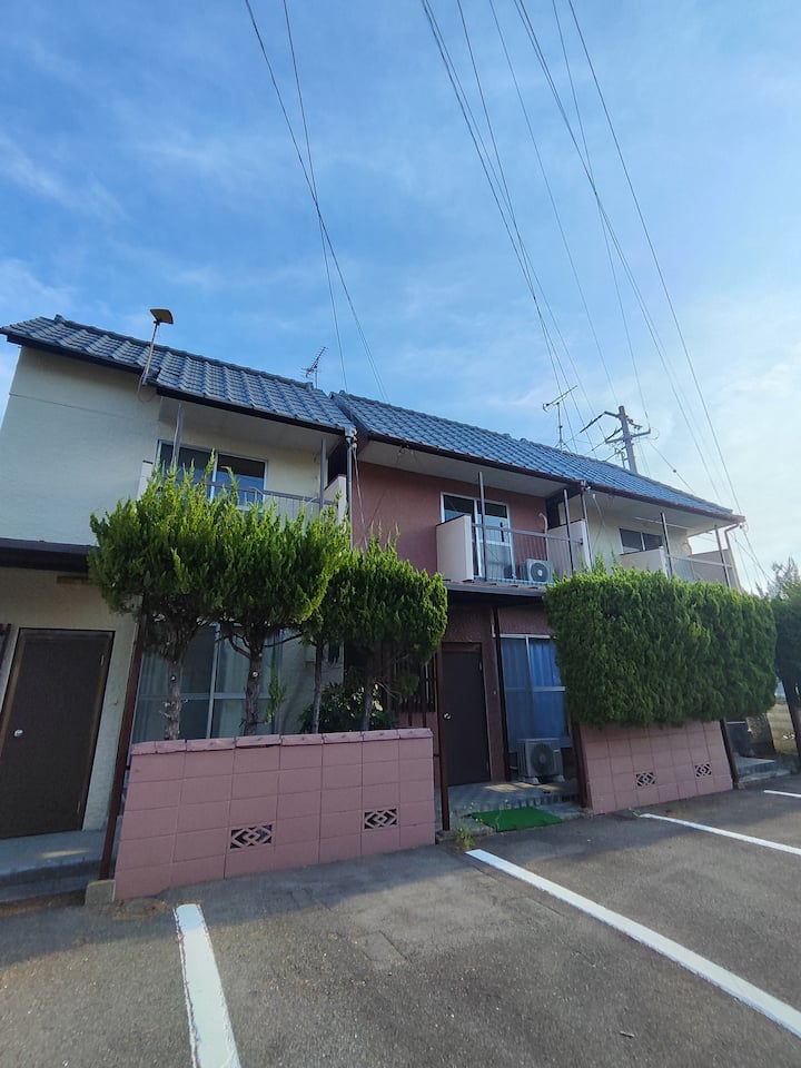 さんこ1号棟　ペットOk　最大２０人(３棟貸し切りで)Jr古高松南駅徒歩4分　一棟貸し まるまる貸切 - Takamatsu
