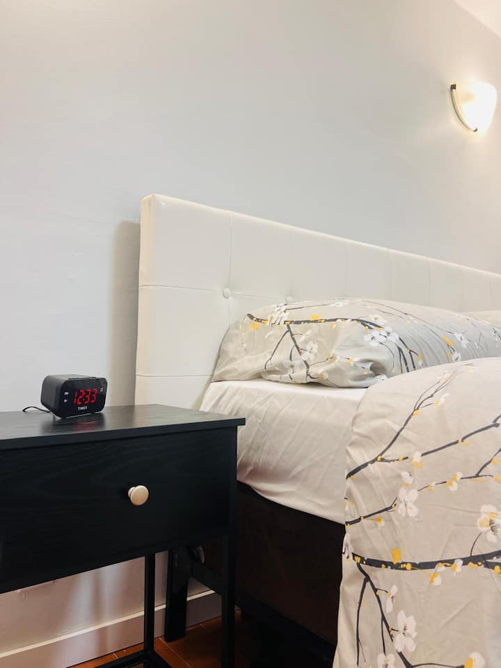 Hillview Cozy Room - Medicine Hat