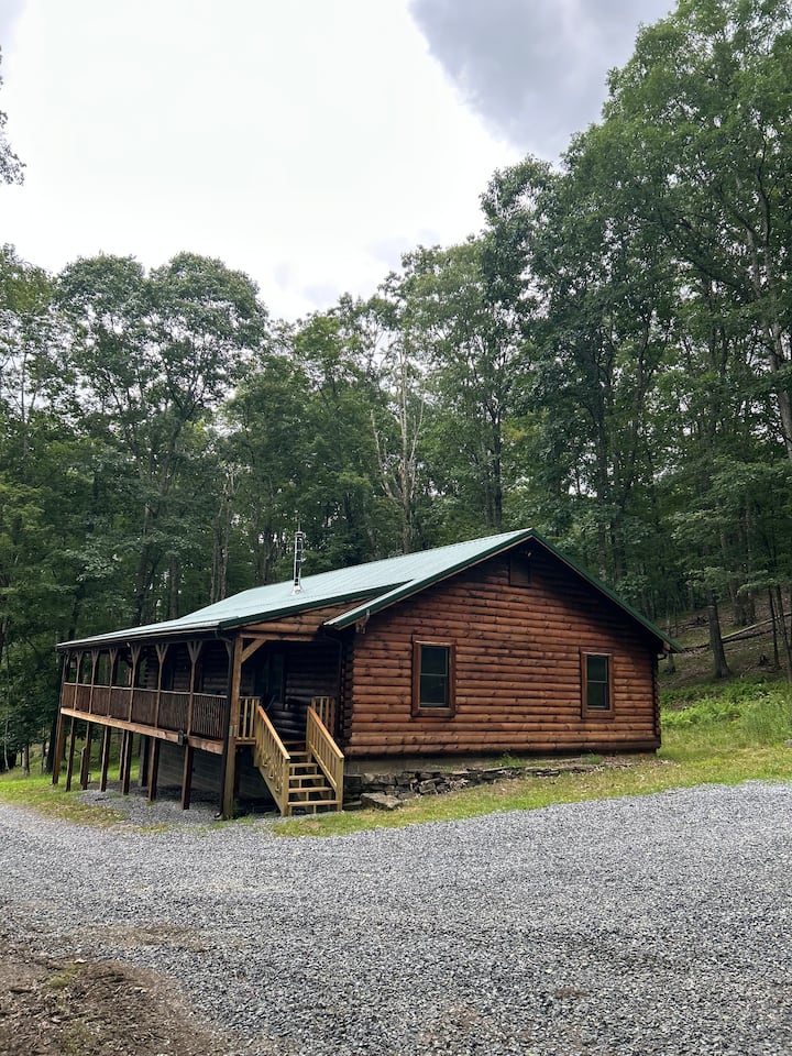 Hidden Springs Cabin - Monterey, VA