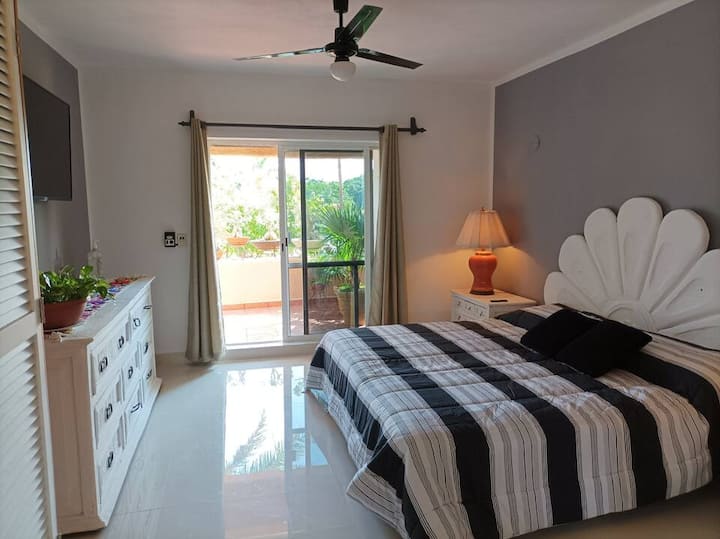 Dolphin View Studio Retreat - Puerto Aventuras