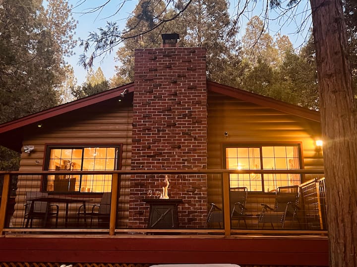 Central Arnold Cabin - Arnold, CA