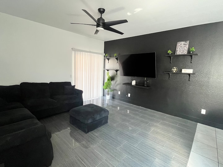 South Phoenix Escape - Phoenix, AZ