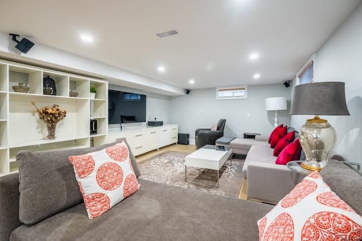 Luxury Lakeview Basement Suite - Mississauga