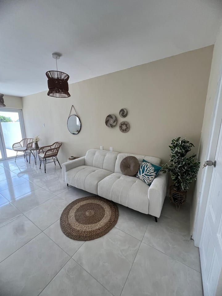 Lugar Tranquilo,seguro Y Céntrico - Curaçao