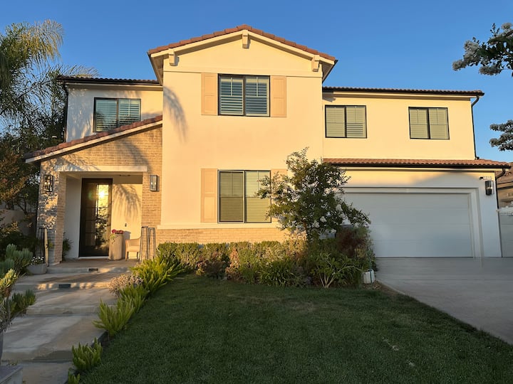 Heavenly Stay - Perris, CA