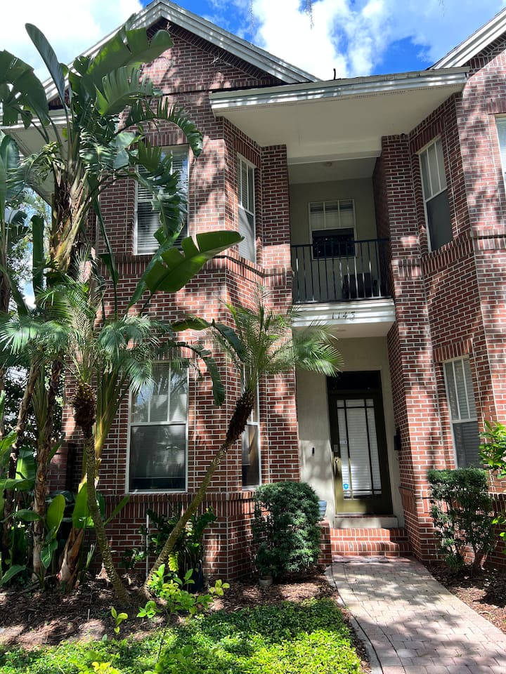 Peaceful Home In Delaney Park - Orlando, FL
