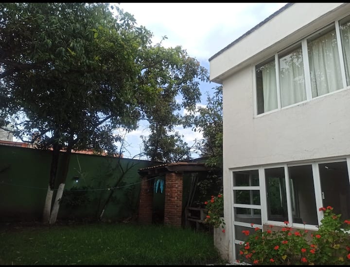 Para Grupos De Trabajo!
Cerca De Tren Interurbano - Toluca